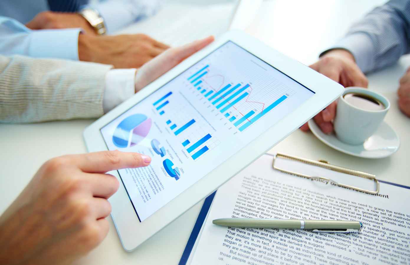 O que é análise de dados em marketing digital e por que é importante?